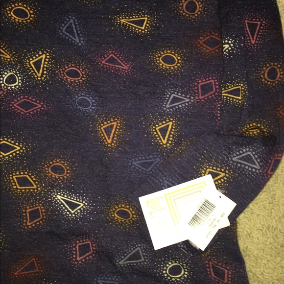 LuLaRoe | Tops | Brand New Large Lularoe Lynnea | Poshmark